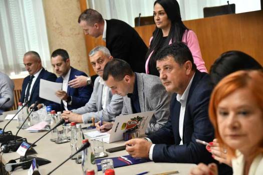 Grad Prokuplje dobio bespovratna sredstva za kupovinu minibusa ...